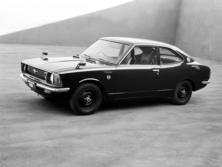 Veja a evolução do Toyota Corolla ao longo dos anos