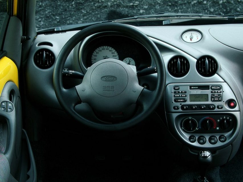 Veja a evolução do Ford Ka ao longo dos anos