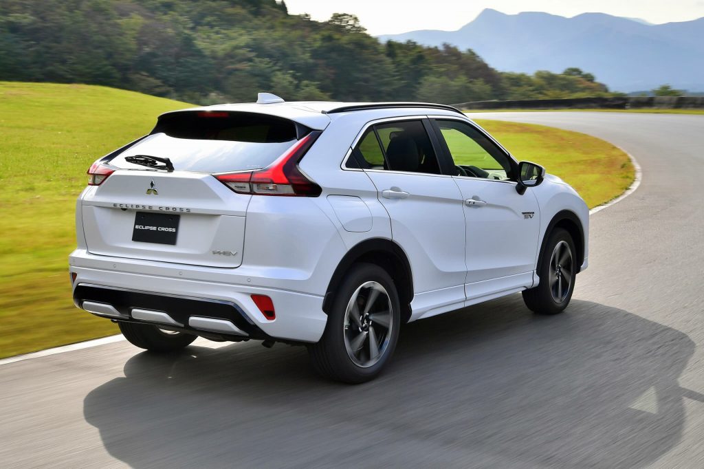 Eclipse Cross 2021 surge com NOVO visual; veja fotos vazadas do modelo
