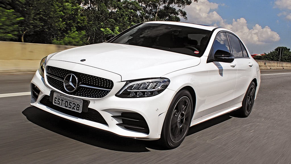 Mercedes-Benz Classe C tem visual LIBERADO para o seu lançamento em ...