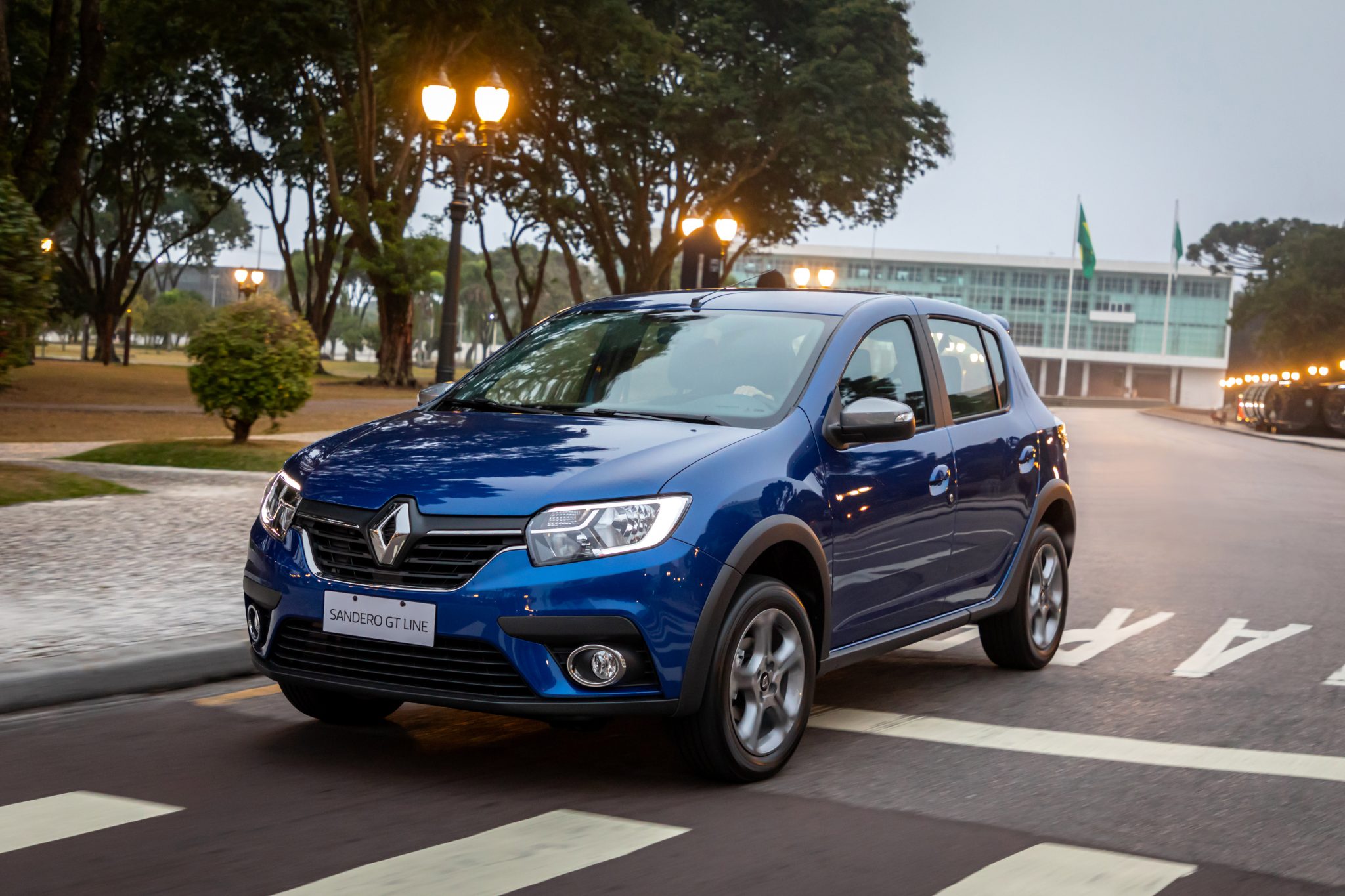 Renault Sandero GT Line 2022 é boa compra? Conheça o modelo esportivado