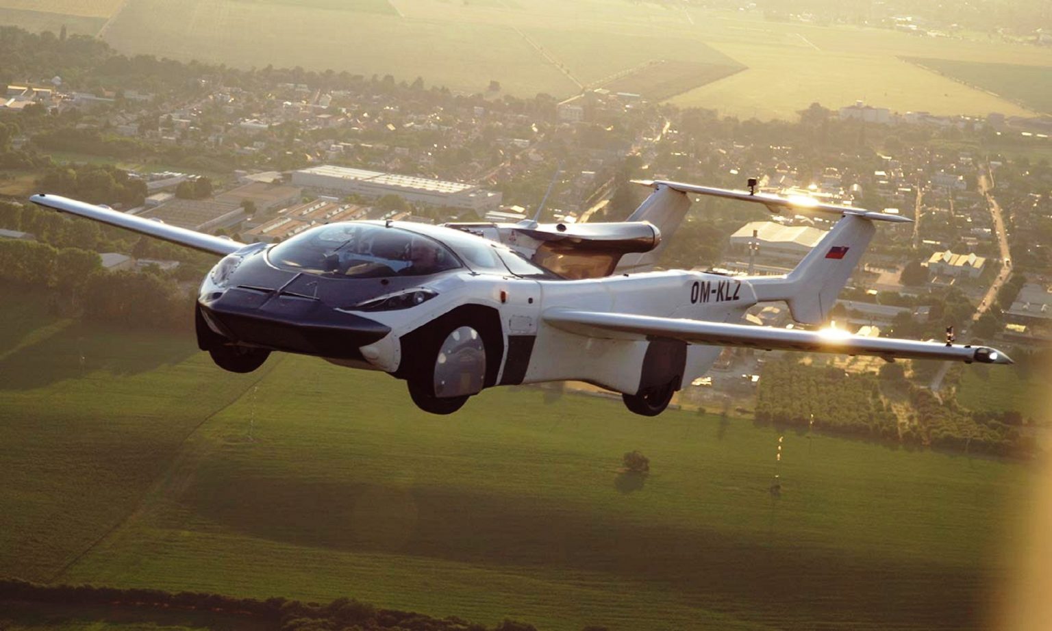 Carro voador: conheça o modelo que voou na Europa nesta semana