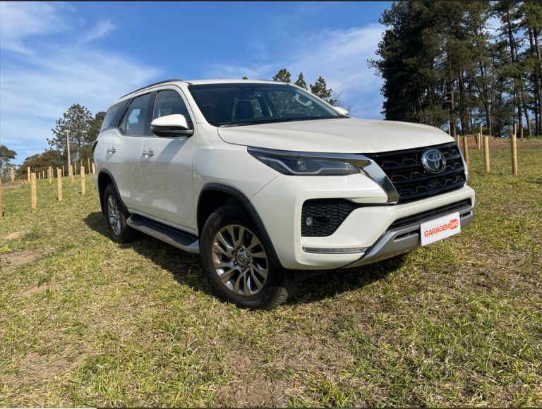 Toyota SW4 é o carro ideal para quem faz viagens off-road em família