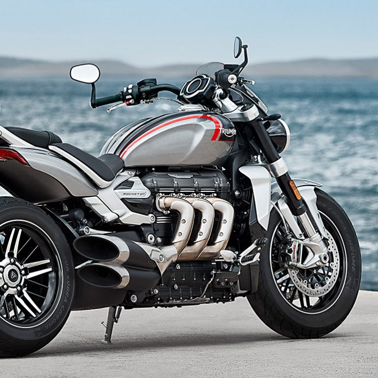 Triumph Rocket 3 GT 2023: ficha técnica, tecnologia e motorização