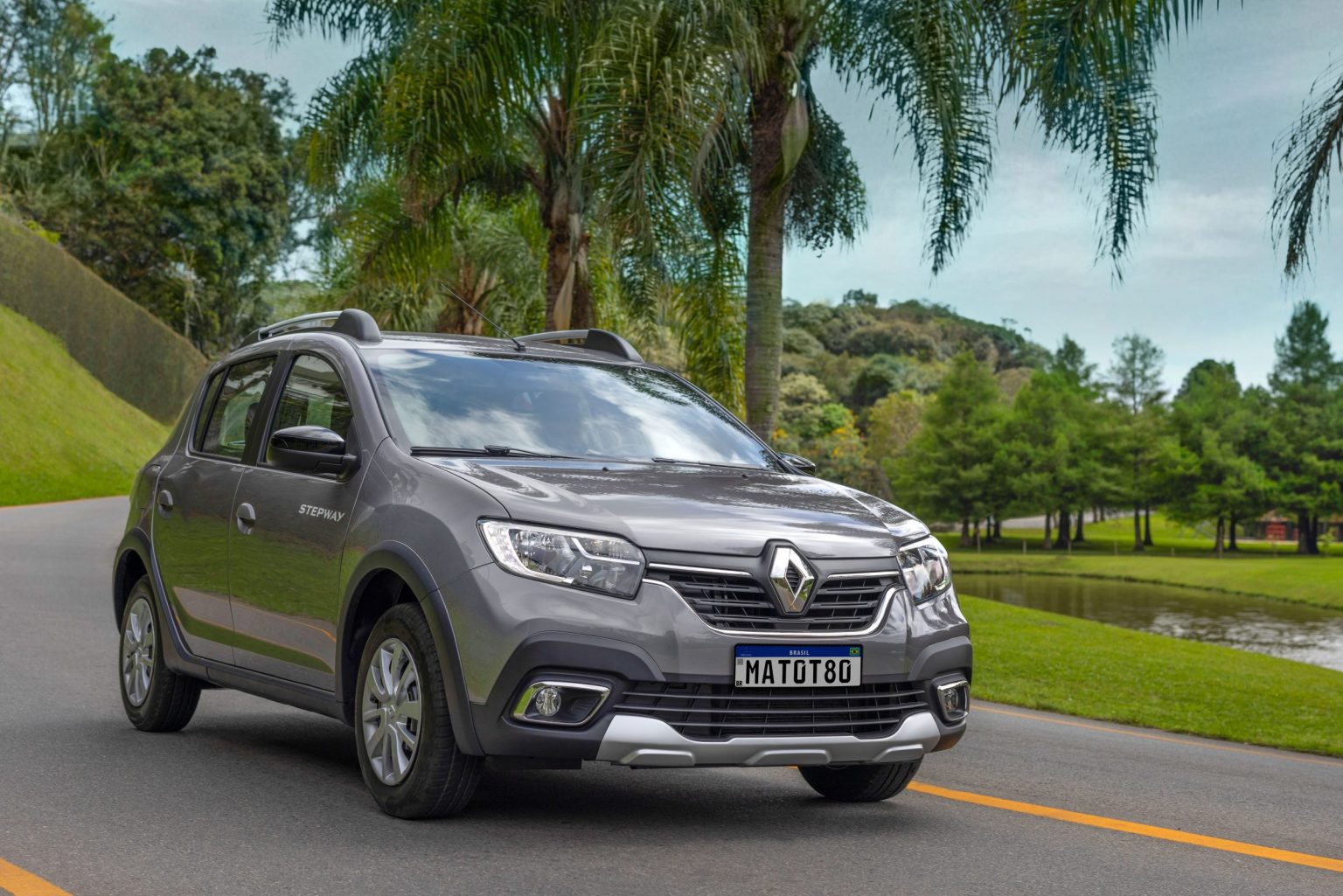 Renault lança versão inédita do Stepway no Brasil