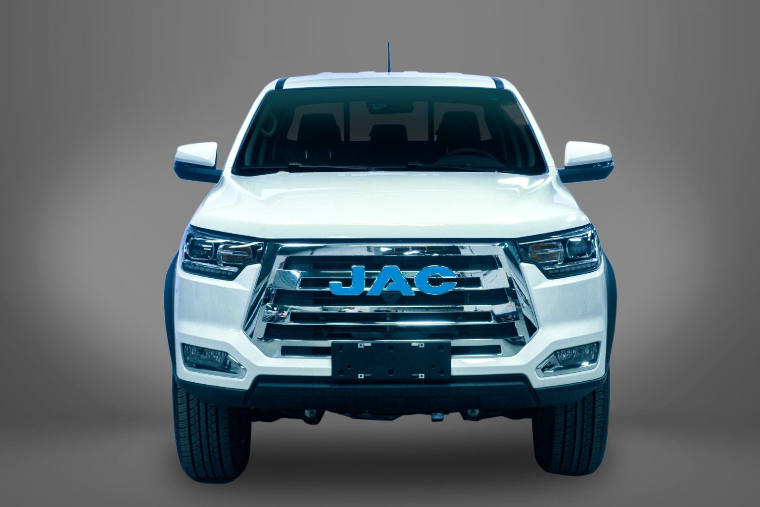 Picape elétrica da Jac agora supera Frontier e L200 em potência