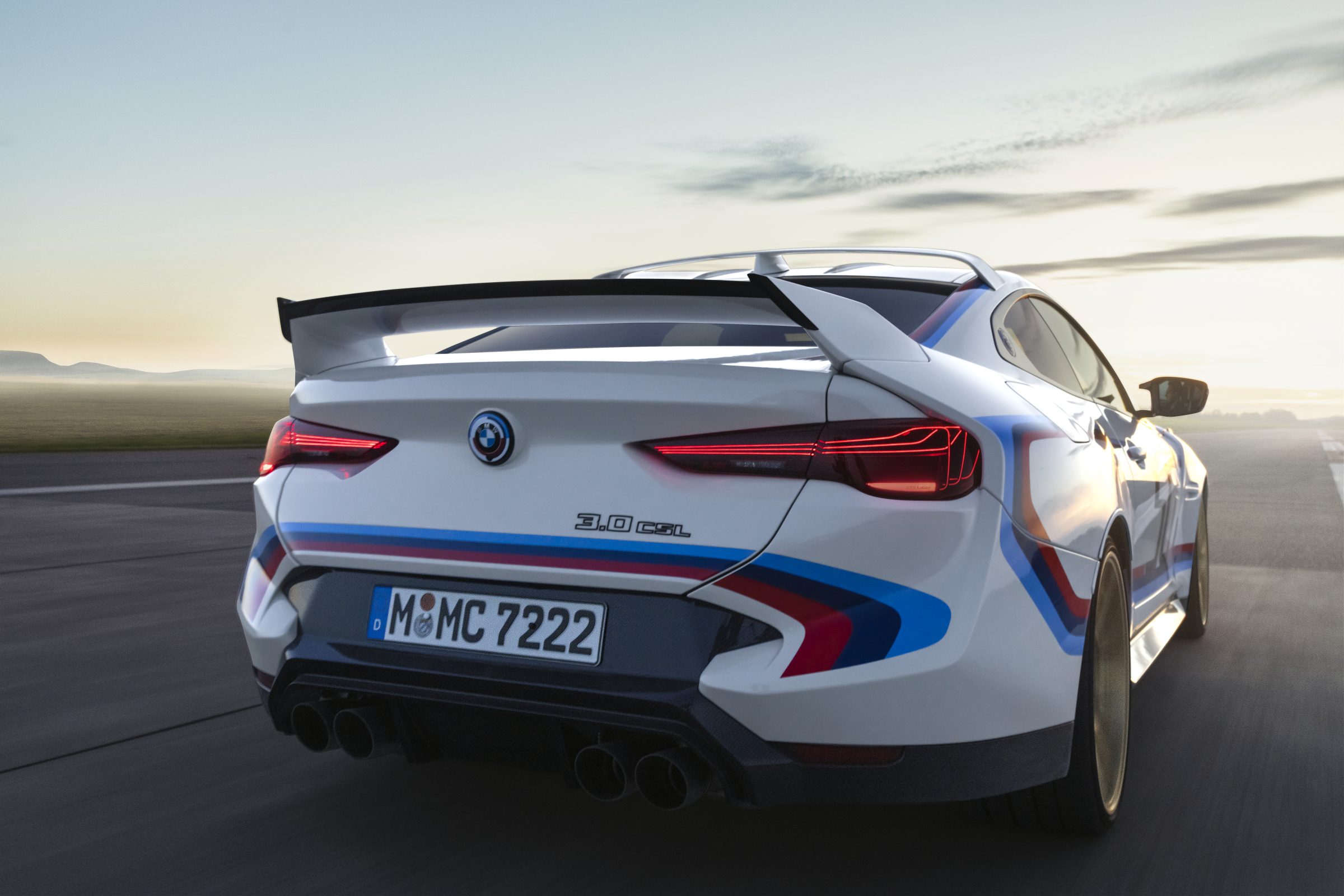 BMW 3 0 CSL M4 Com Tiragem Limitada Novo Visual E Motor De 560 Cv BMW 3 0 CSL M4 Com Tiragem Limitada Novo Visual E Motor De 560 Cv