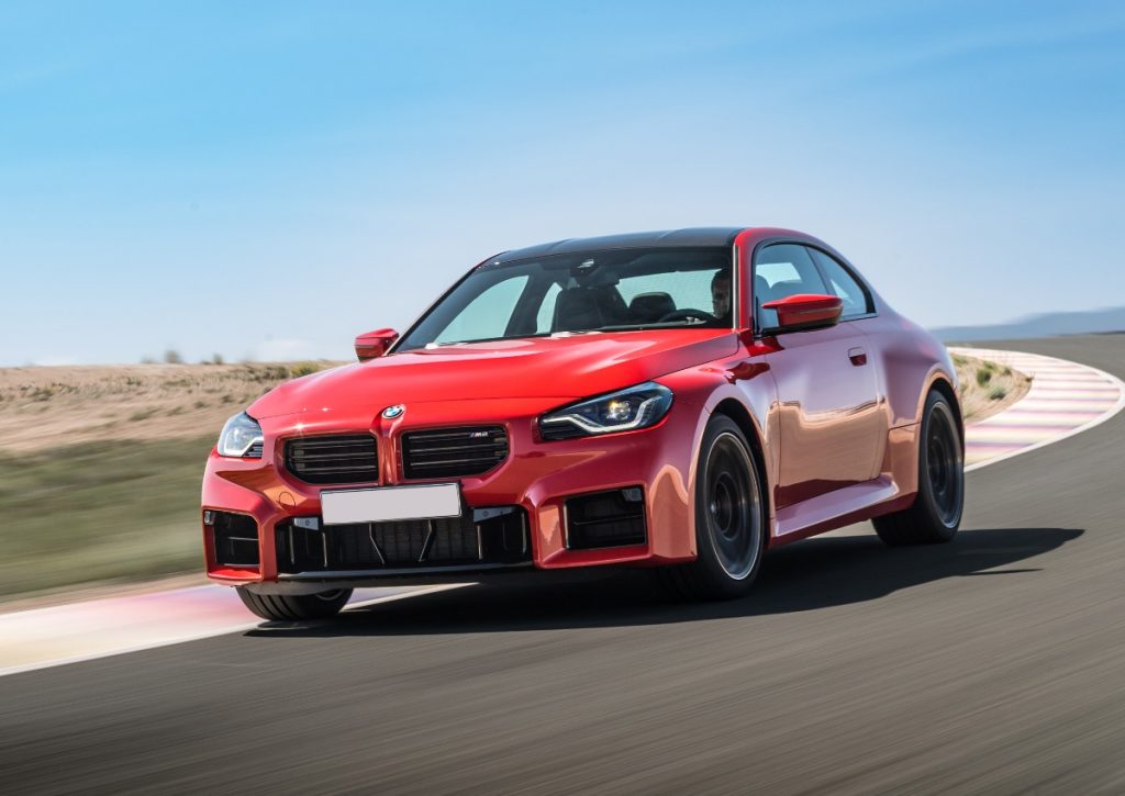 Novo BMW M3 CS 2024 é revelado e ultrapassa os 300 km/h