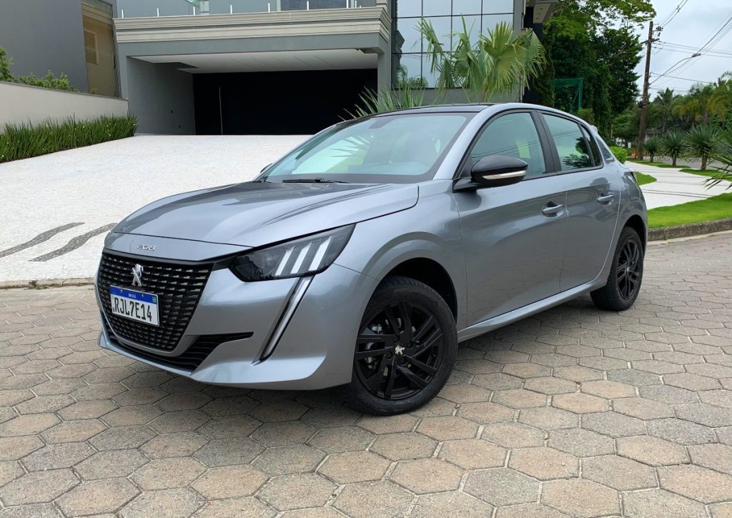 Teste: Peugeot 208 Style é hatch 1.0 aspirado recheado de equipamentos