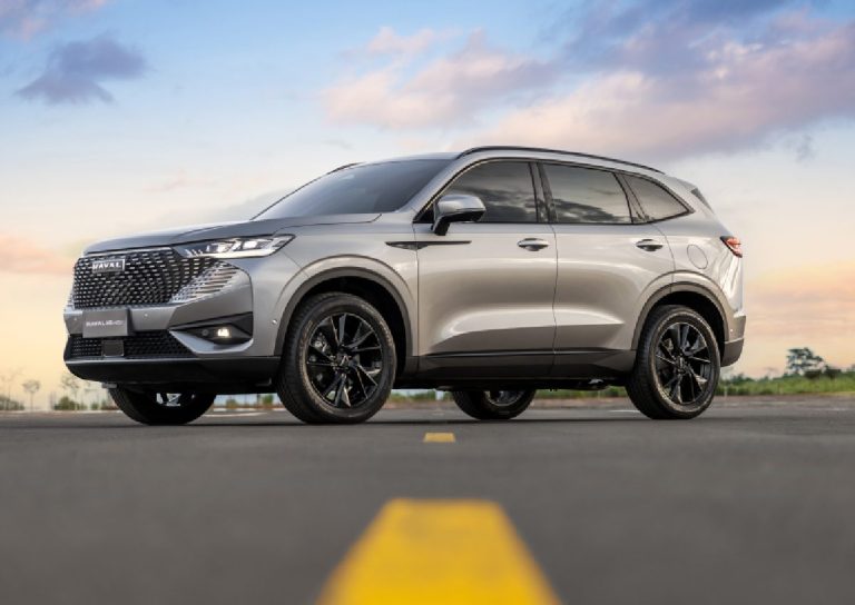 Haval H6 é páreo para o Jeep Compass 4xe? Fomos conferir