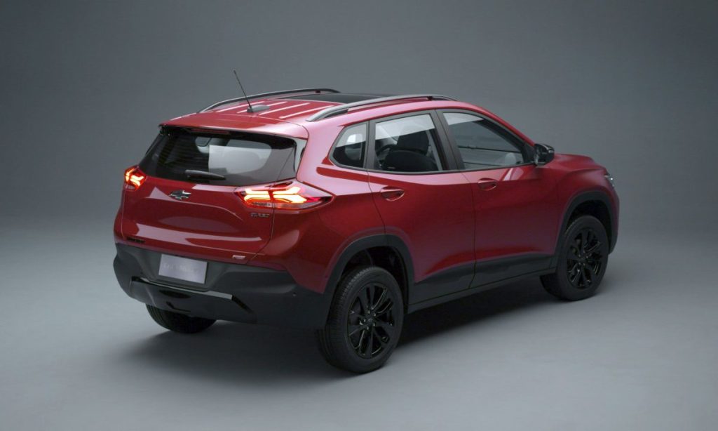 Confira fotos e detalhes do novo Tracker nas versões Midnight e RS