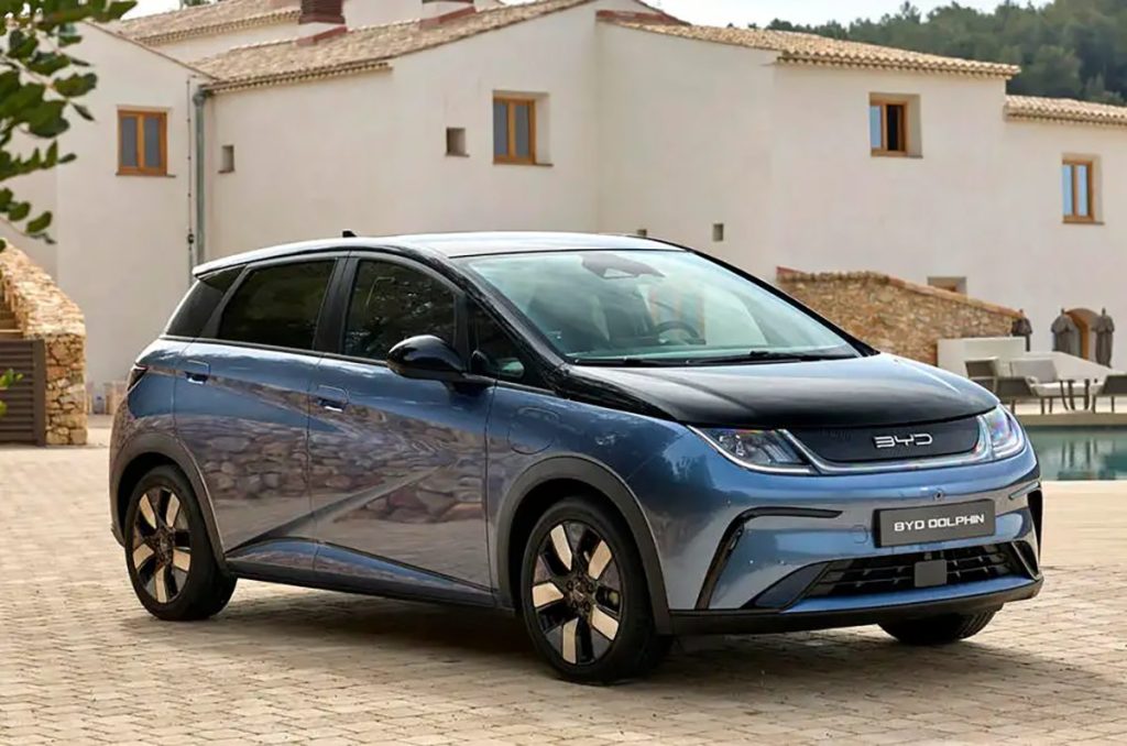 BYD anuncia Dolphin na Europa; compacto elétrico também é cotado para o ...