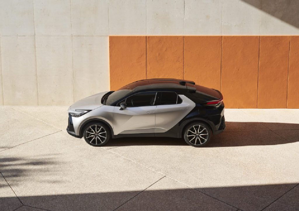 Nova moda? Marca inaugura carro bicolor e concorrentes podem copiar