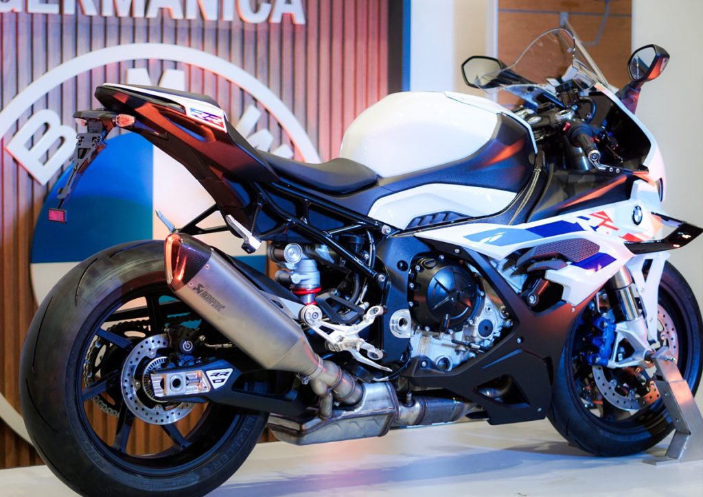 Confira os detalhes da única moto superesportiva produzida no Brasil