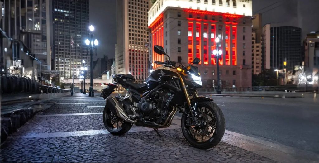 Honda CB 150R 2024: ficha técnica, preço e itens de série