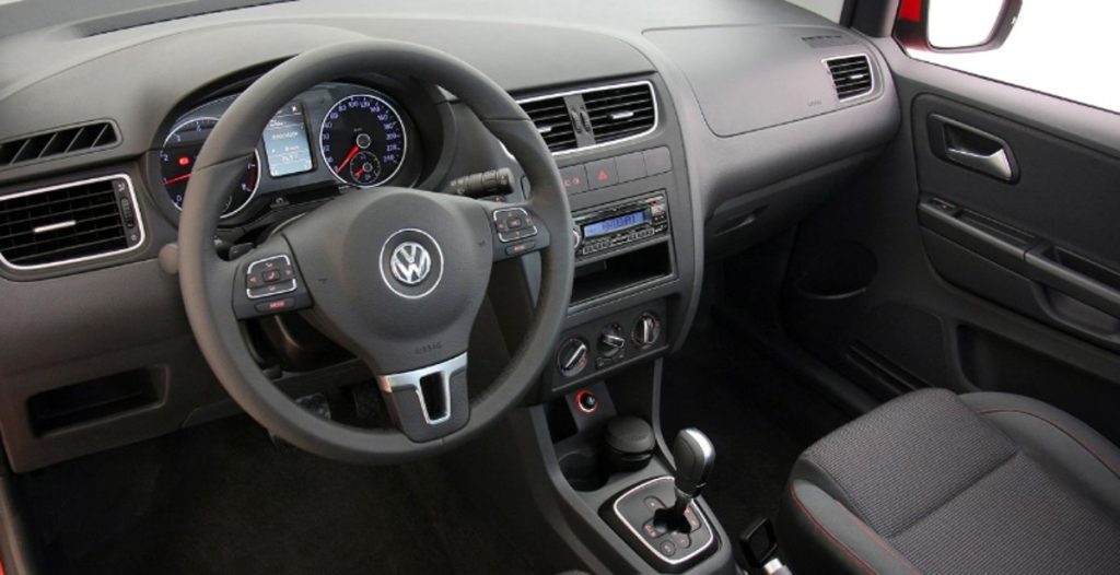 Volkswagen Fox 2012: ficha técnica, preço e itens de série