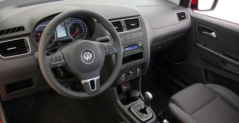 Volkswagen Fox 2012: ficha técnica, preço e itens de série