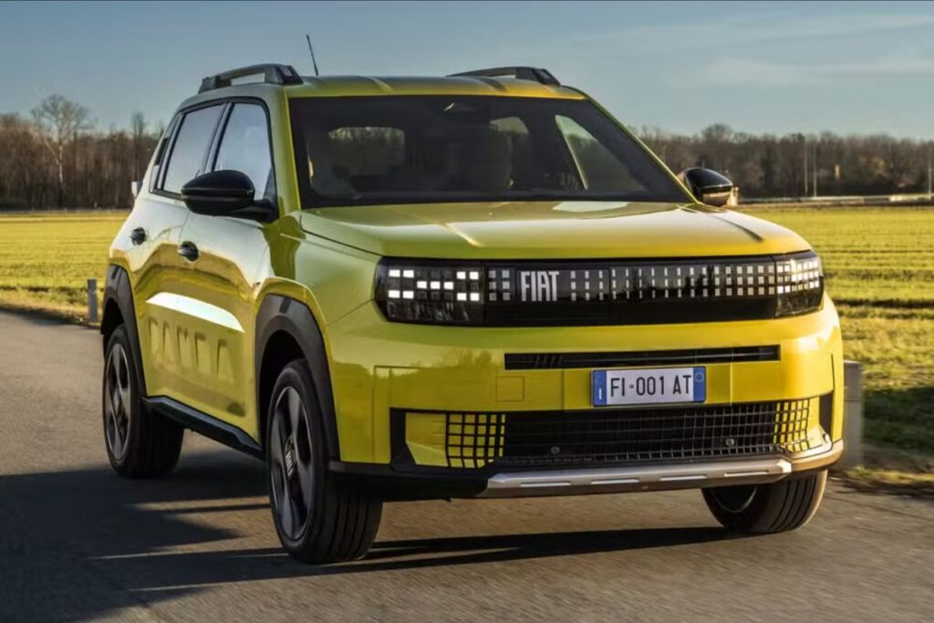 Fiat arma novo Argo híbrido para tirar o Volkswagen Polo do topo em 2026