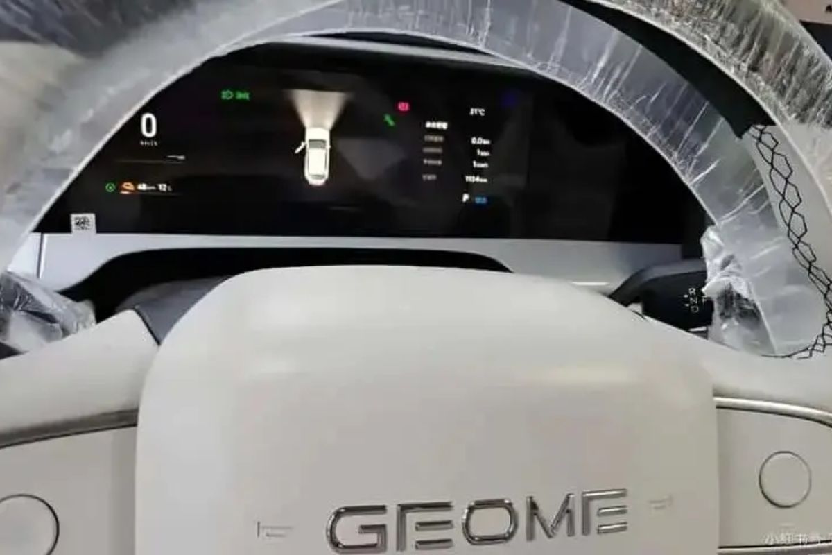 Geely EX2 enfrenta 1ª crise: clientes esperam por até 90 dias pelo ...